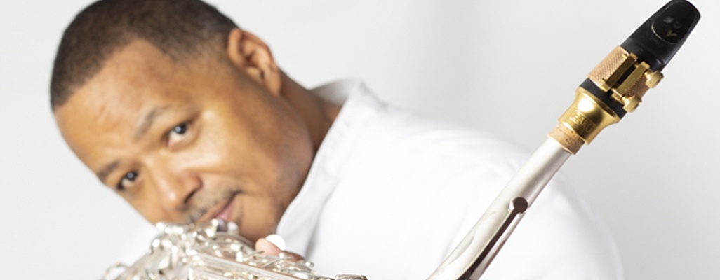 #1 Billboard Artist Najee Drops 18th & New CD, "Center Of The Heart"